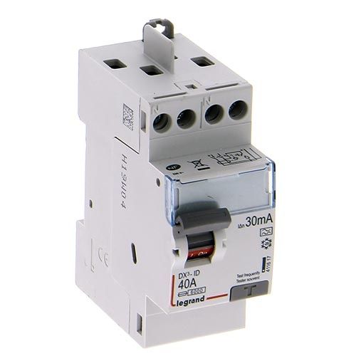 Interrupteur différentiel LEGRAND 40A 30mA type A DX3 - 411617 123elec.com