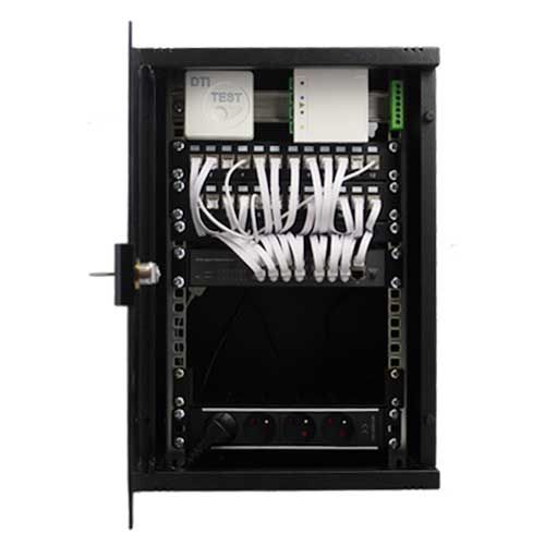 Baie de brassage petit tertiaire 10 pouces OMELCOM 24RJ45 avec switch ...