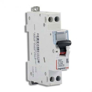 Disjoncteur LEGRAND 32A Ph+N courbe C 4.5kA 230V DNX3 - 406777 123elec.com